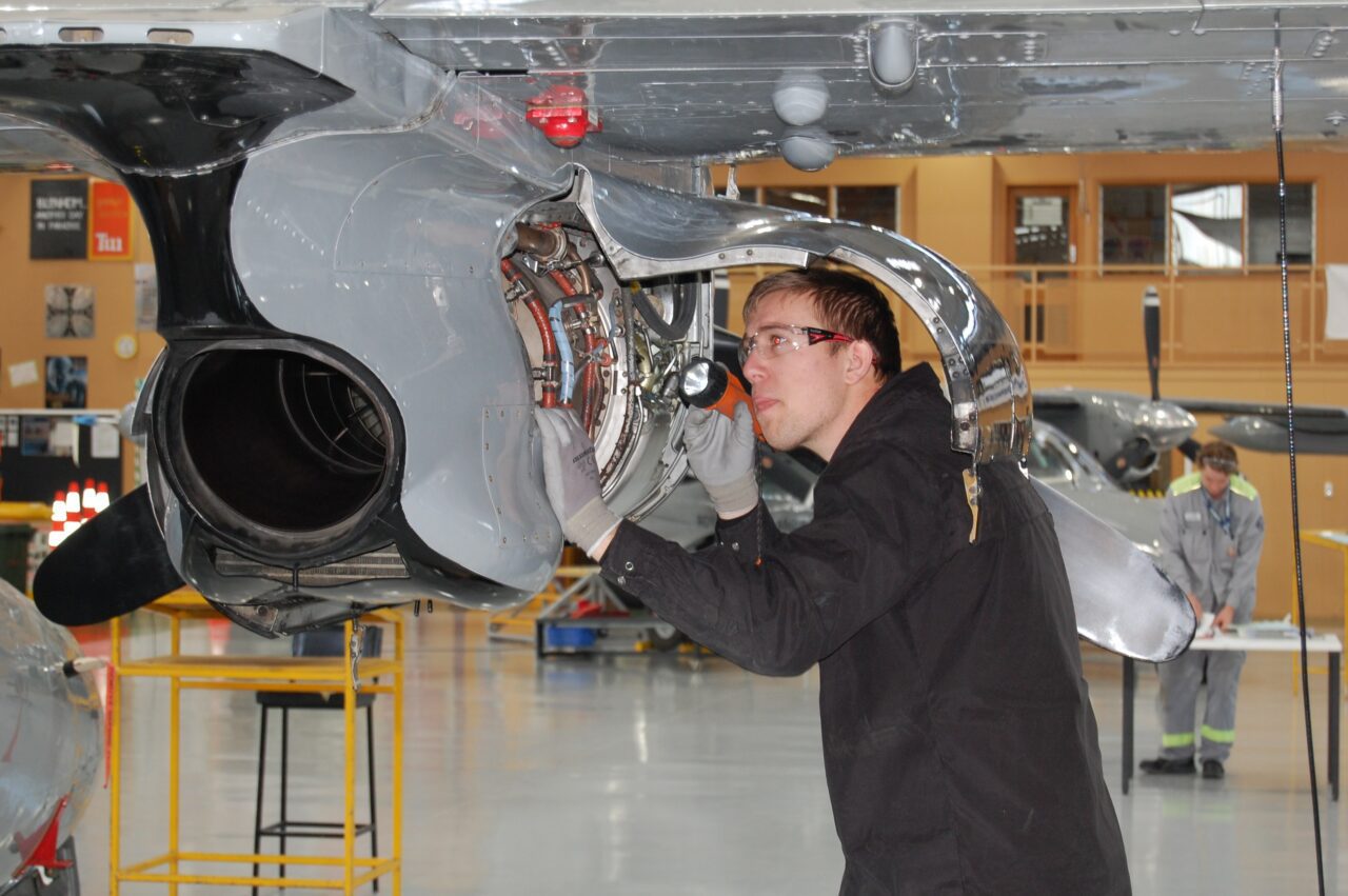 Aircraft Maintenance Competition - WorldSkills New Zealand